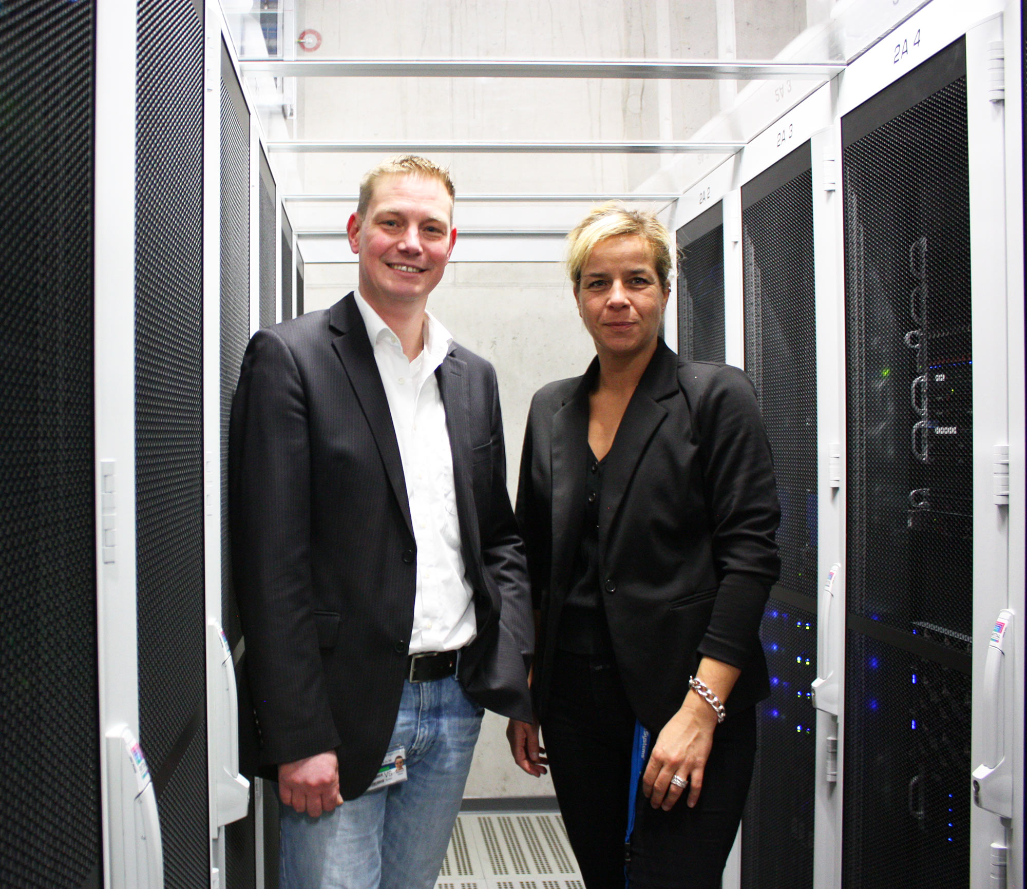 Ministerin Mona Neubaur kam zu Besuch - Network Center Paderborn